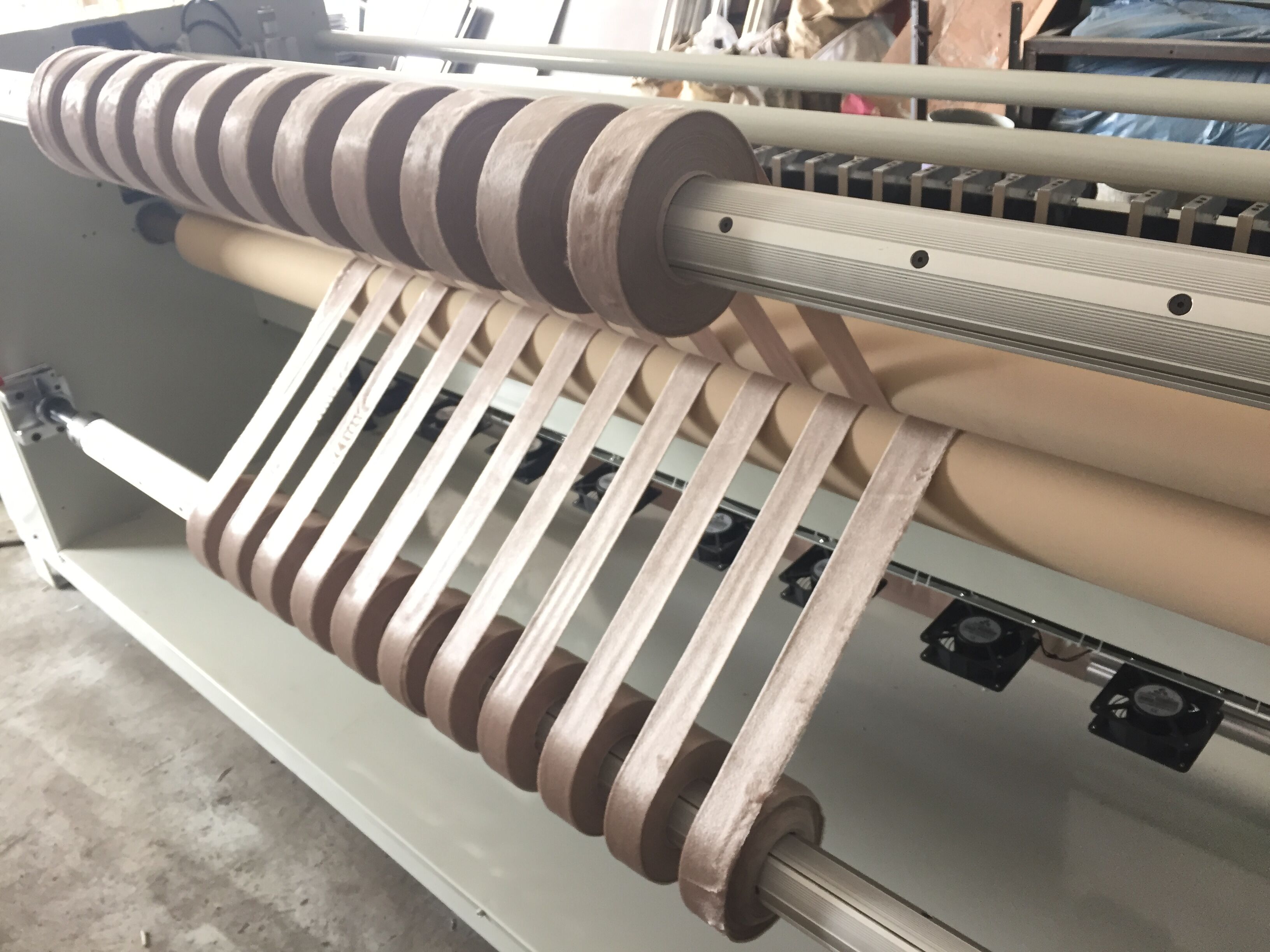 Ultrasonic slitting machine-Ultrasonic Slitting Machine-Changzhou ...